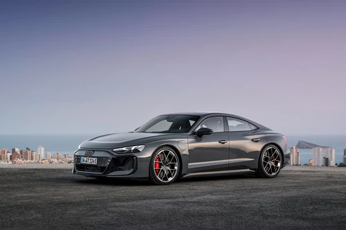 Audi E-Tron GT FL RS 775 KM 2024 liftback skrzynia automat napęd 4x4