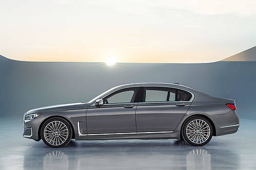 BMW 740i G12 L FL 340 KM 2019 sedan skrzynia automat napęd tylny